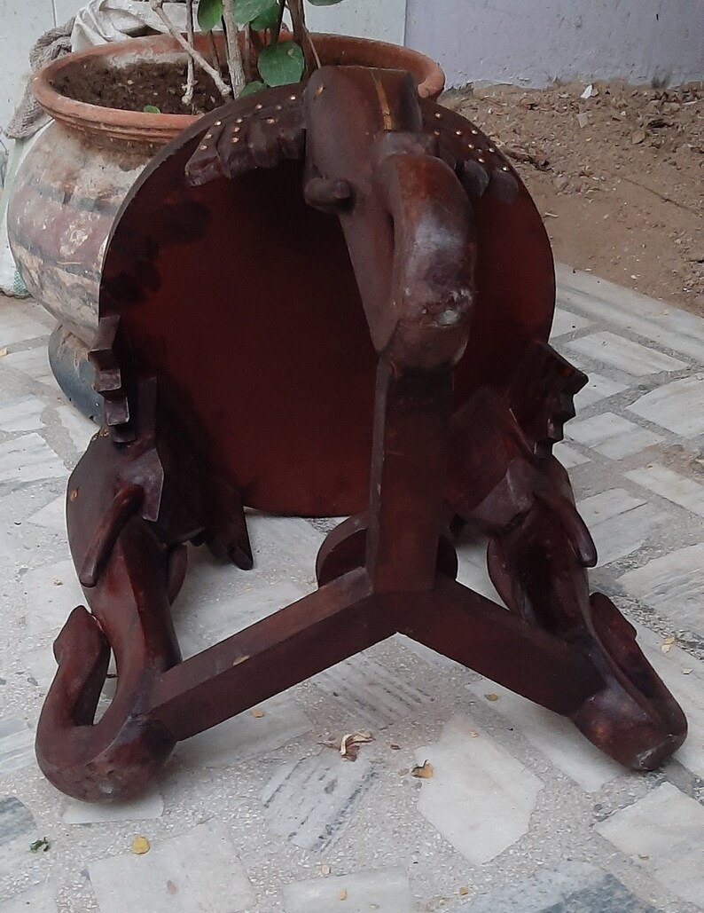 Beautiful Wooden Elephant Heads Table/decorative Round - Etsy