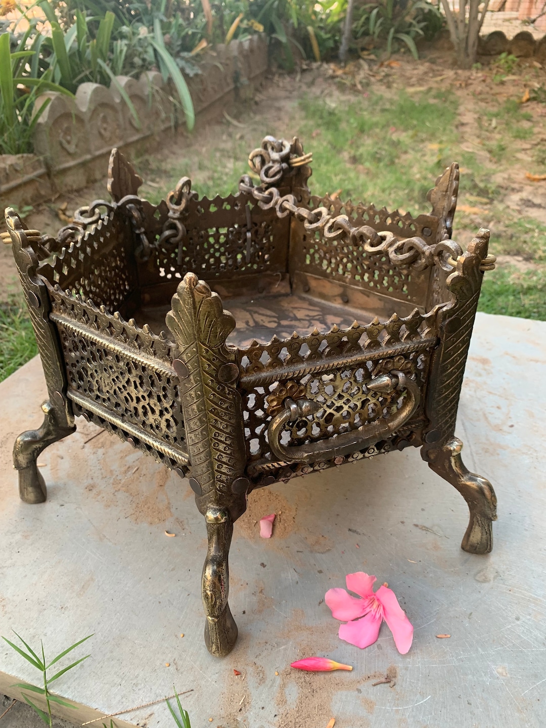 Antique Brass Fire Pit /handcrafted Brazier With Human Statue Chain/old ...