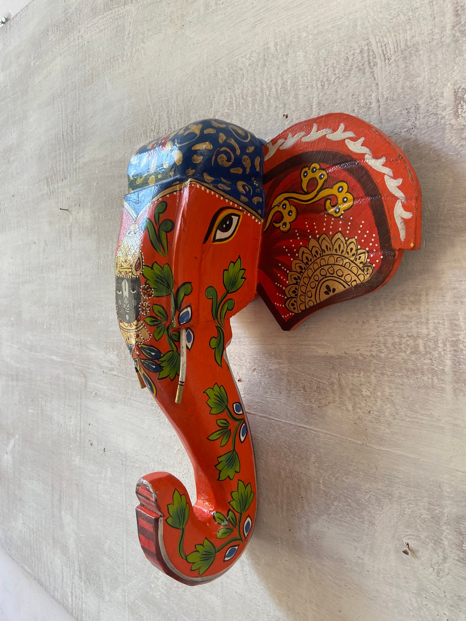 Hand Painted Wooden Elephant Mask: Shrinathji Pichwai Art Wall Hanging ...