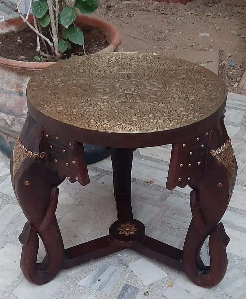Beautiful Wooden Elephant Heads Table/decorative Round - Etsy
