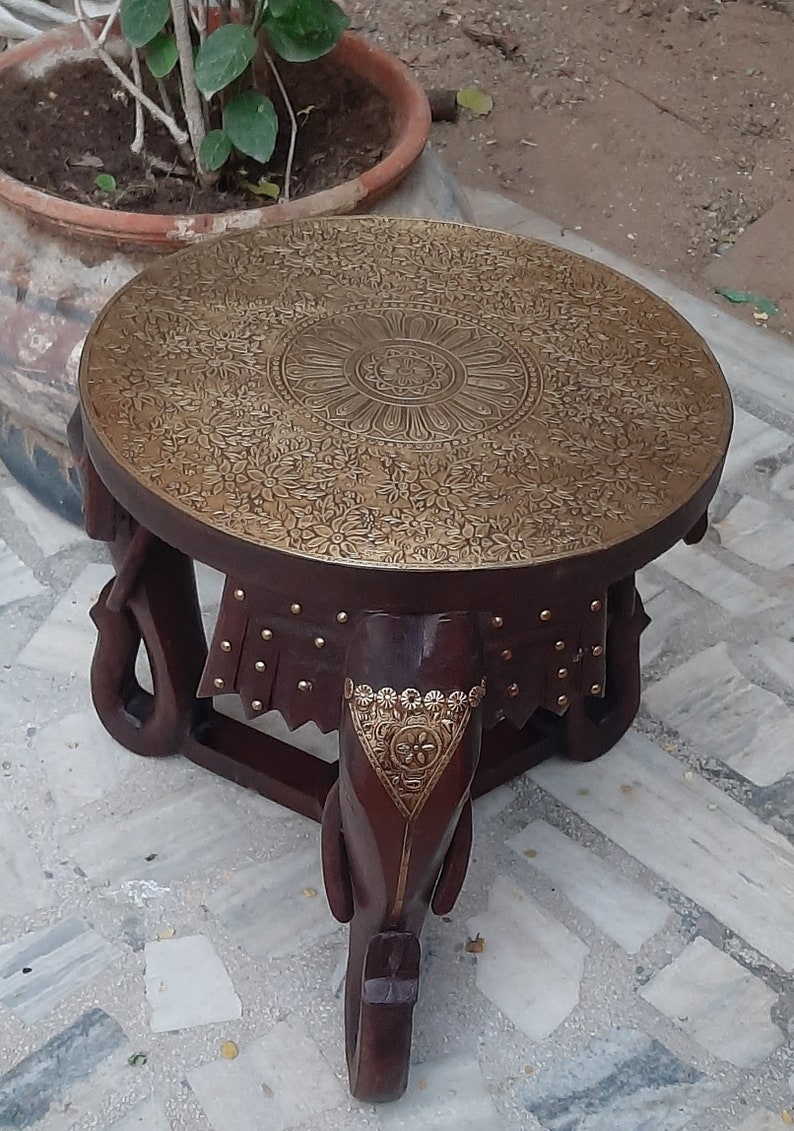 Beautiful Wooden Elephant Heads Table/decorative Round - Etsy