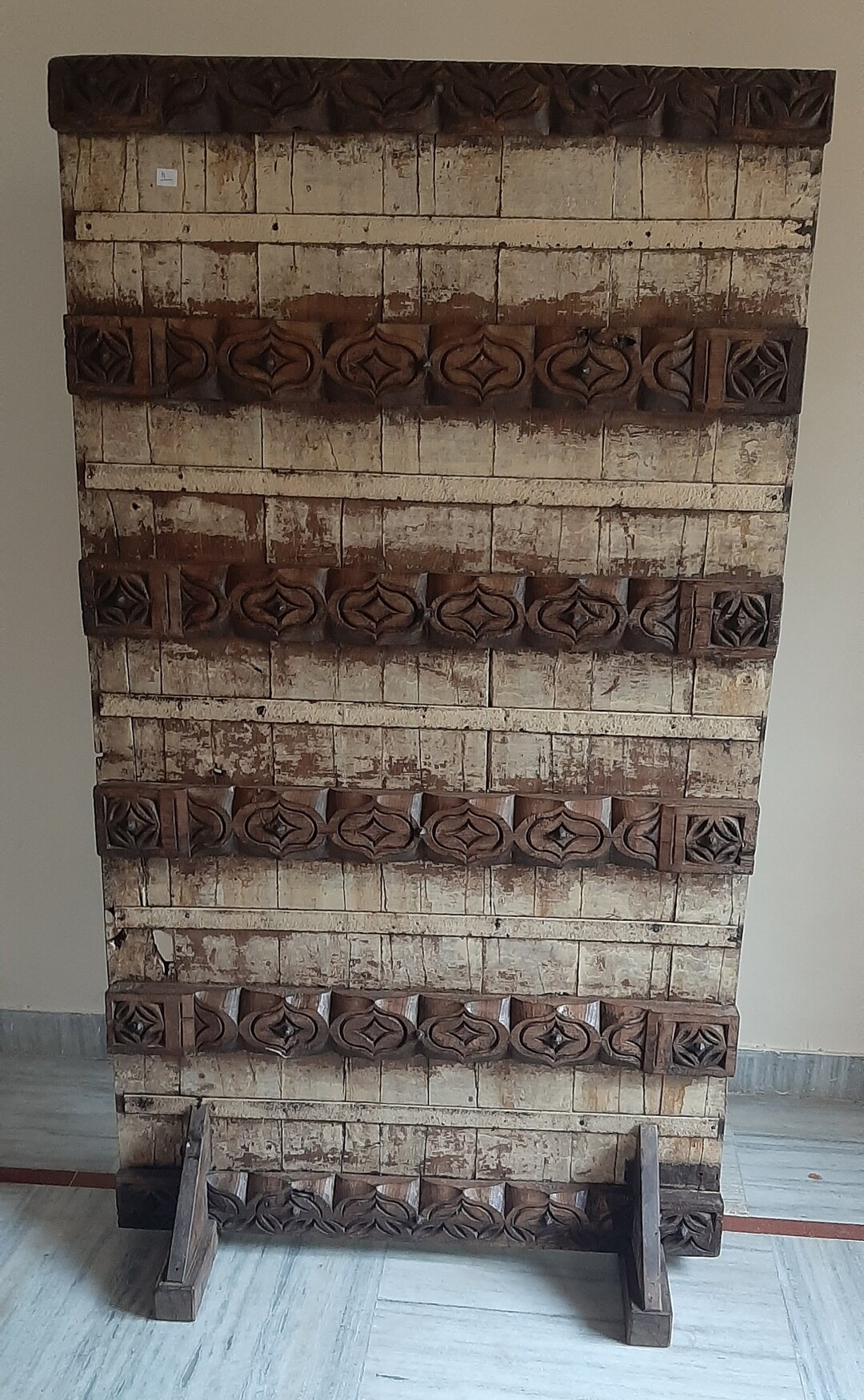 Antique Teak Wood Room Divider With Distressed Finish/old Wood Carved ...