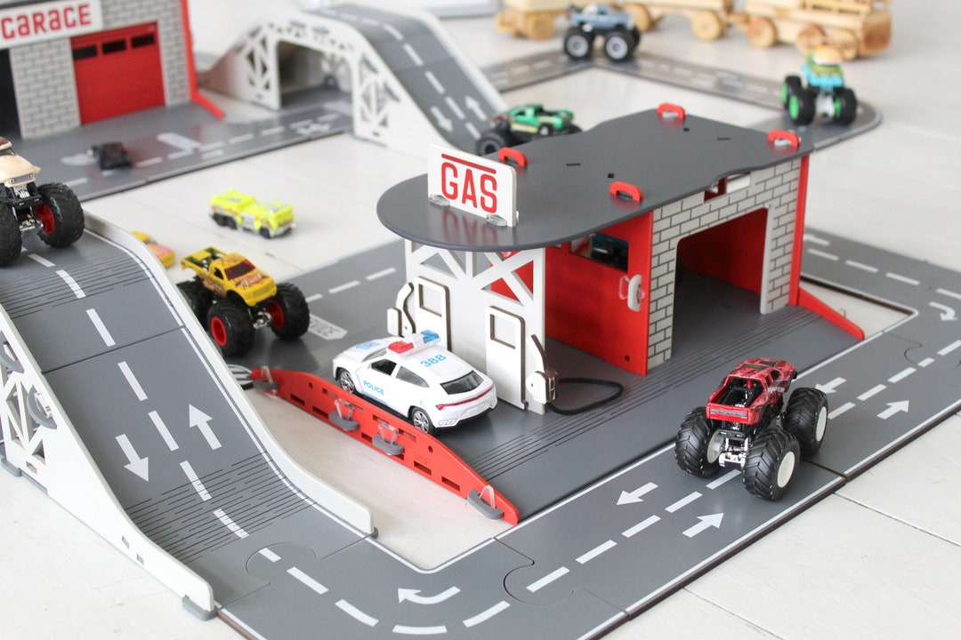 Toy Car Adventure Set: Interlocking Puzzle Roads, Garages, and Bridges ...