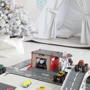Toy Car Adventure Set: Interlocking Puzzle Roads, Garages, and Bridges ...