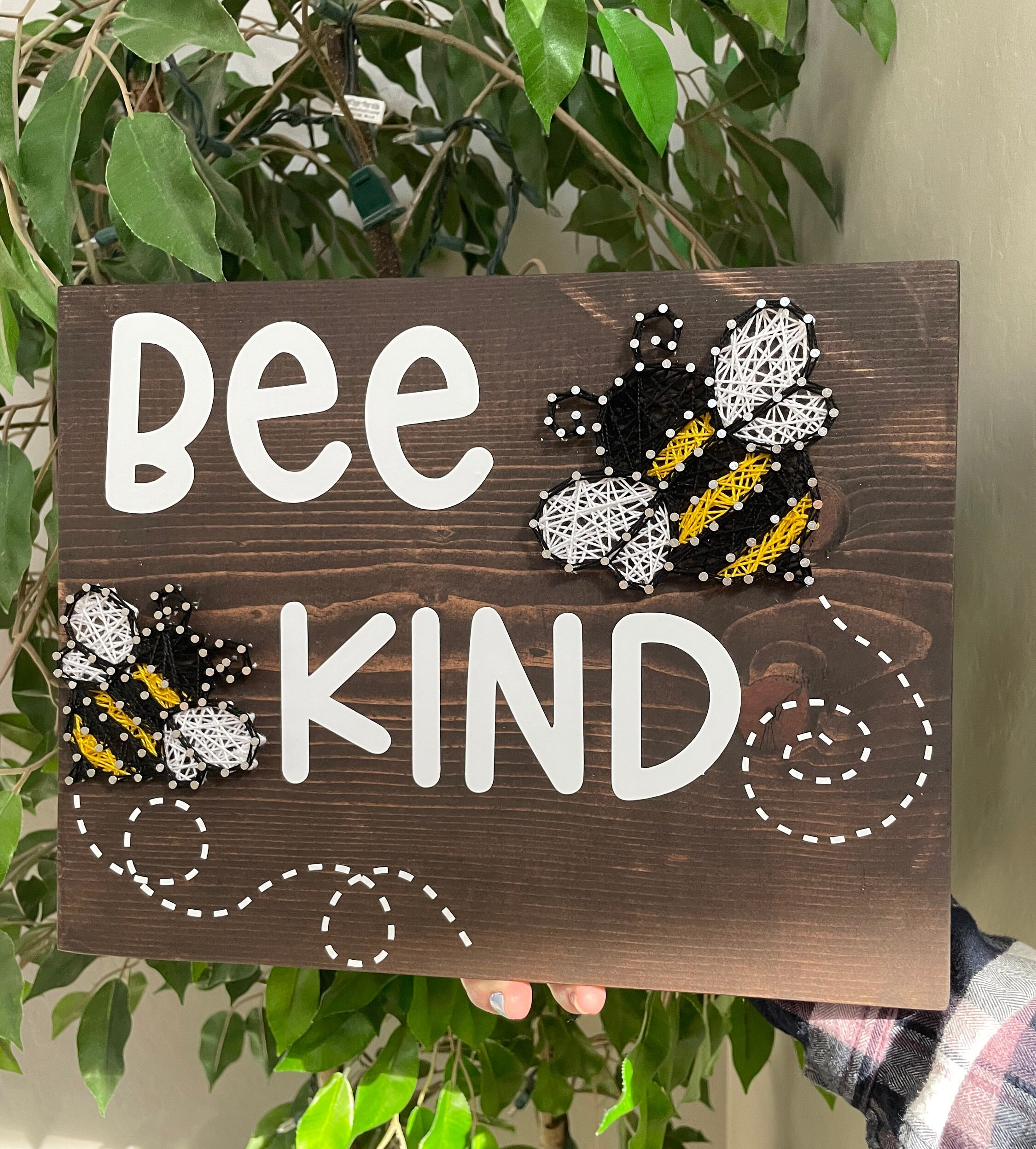 CUSTOM Bee String Art Bee Kind Wood Decor Wood Sign Custom - Etsy