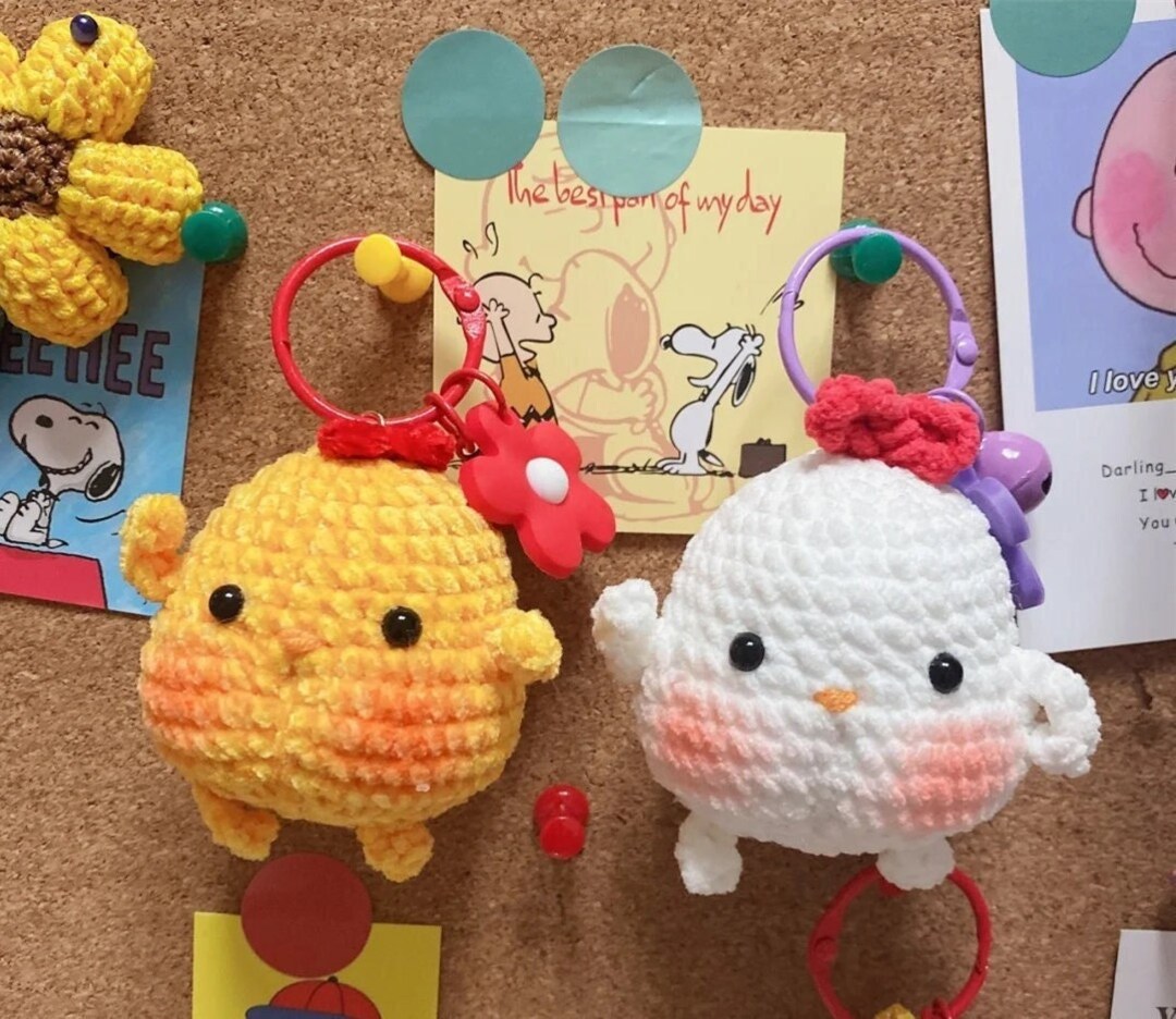 PATTERN: A Cute Chicken Amigurumi Crochet Pattern Little Chick Keychain ...