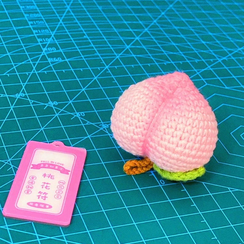 PATTERN: Fruit Peach Amigurumi Crochet Pattern Peach Keychain - Etsy