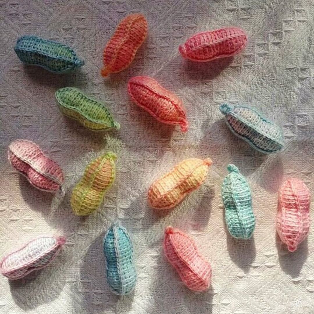 PATTERN: Peanut Crochet Pattern Easy Earthnut Amigurumi Tutorial ...