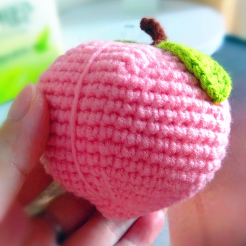 PATTERN: Fruit Peach Amigurumi Crochet Pattern Peach Keychain - Etsy