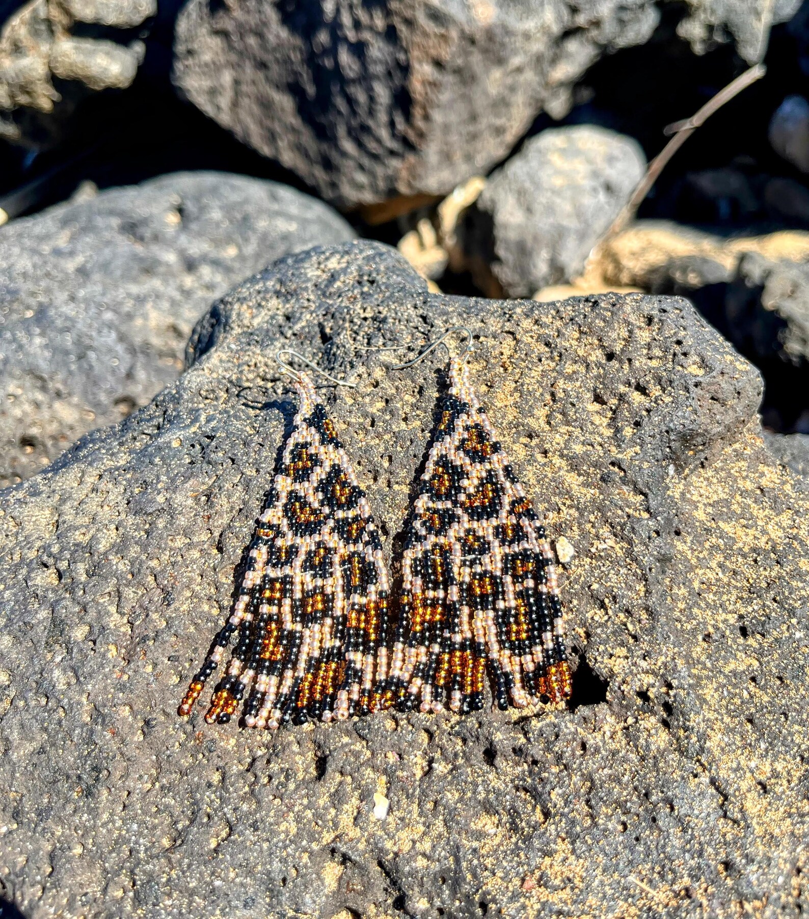 Leopard Beaded Earrings, Fun Animal Print Seed Bead Earrings - Etsy