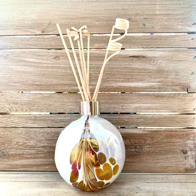 Luxury Mouth Blown Glass Reed Diffuser Set With Handmade Fragrance ...