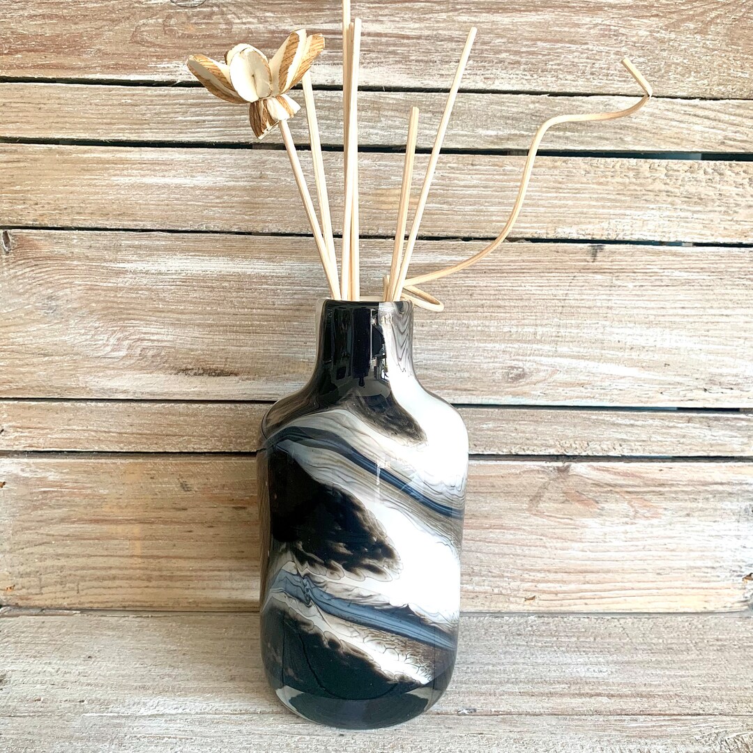 Luxury Mouth Blown Glass Reed Diffuser Set With Handmade Fragrance ...