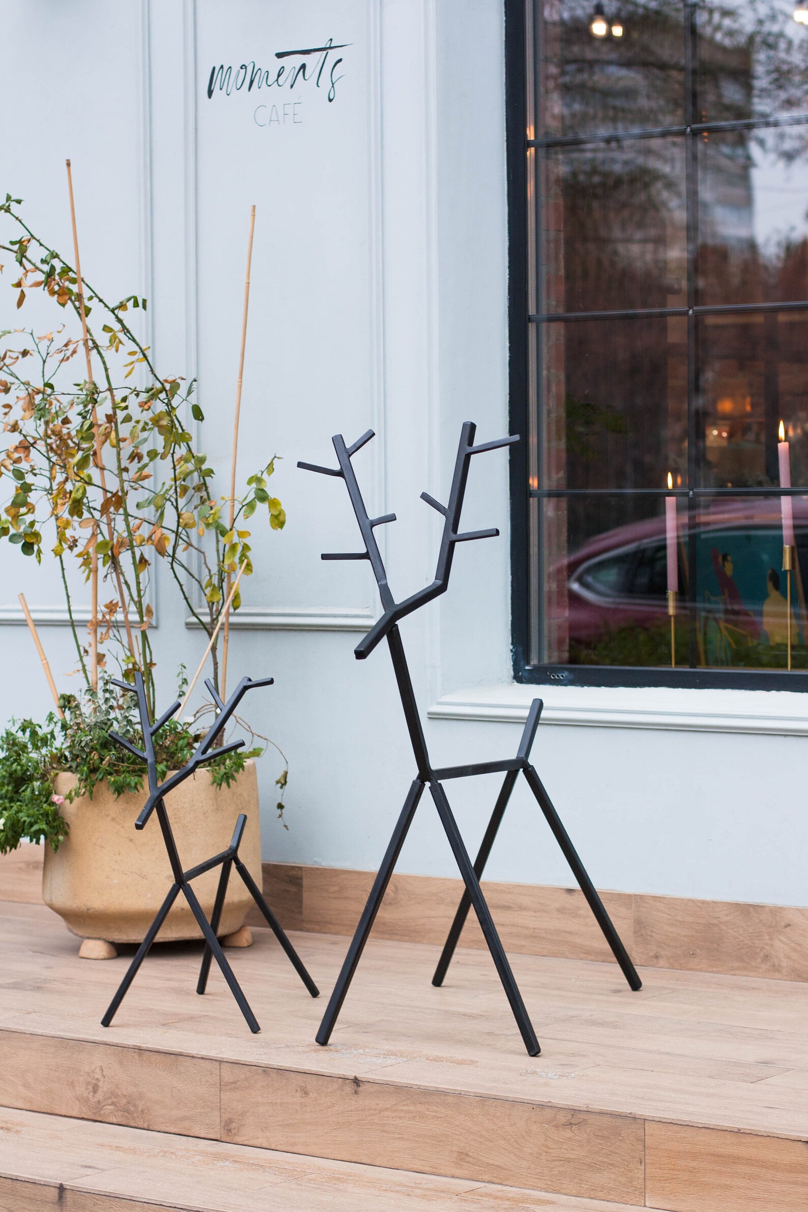 Metal Christmas Deer (big), Minimalist Christmas Deer, Christmas ...