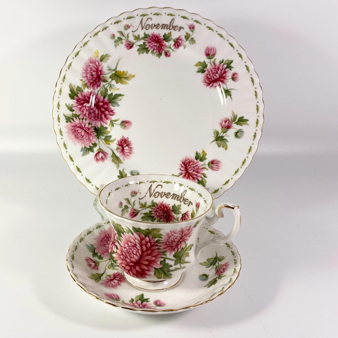 Royal Albert Blume des Monats November Chrysantheme Tasse Untertasse ...