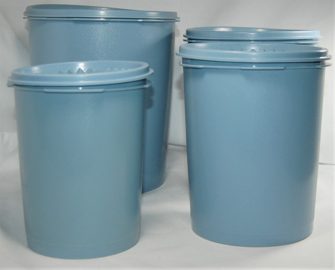 Vintage Pastel Blue Tupperware Canisters Set of 4 Etsy - Etsy