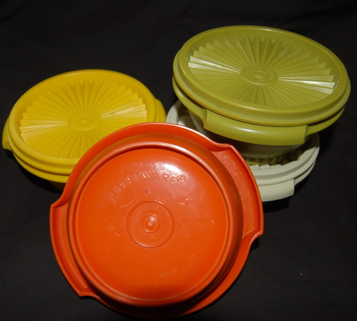 Three Vintage Tupperware Bowls With Lids 1970's Tupperware 1323 Small ...