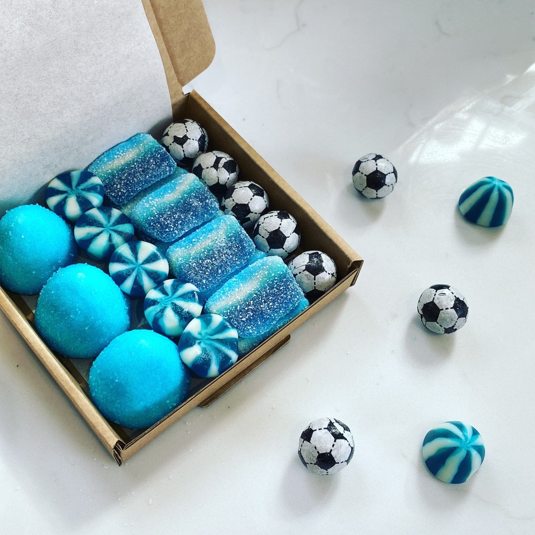 Chelsea Inspired Mini Sweet Box - Chelsea Gift - Chelsea Sweets - CFC ...