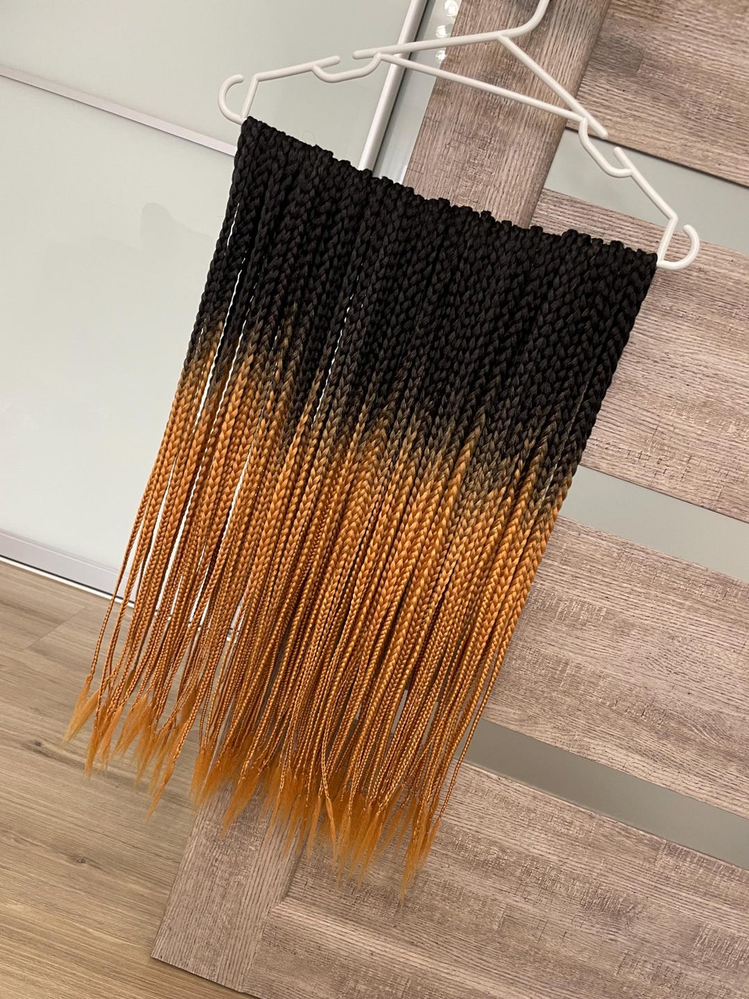 Synthetic Gold Volume Braids Full Set 60 DE Black to Orange Ombre DE ...