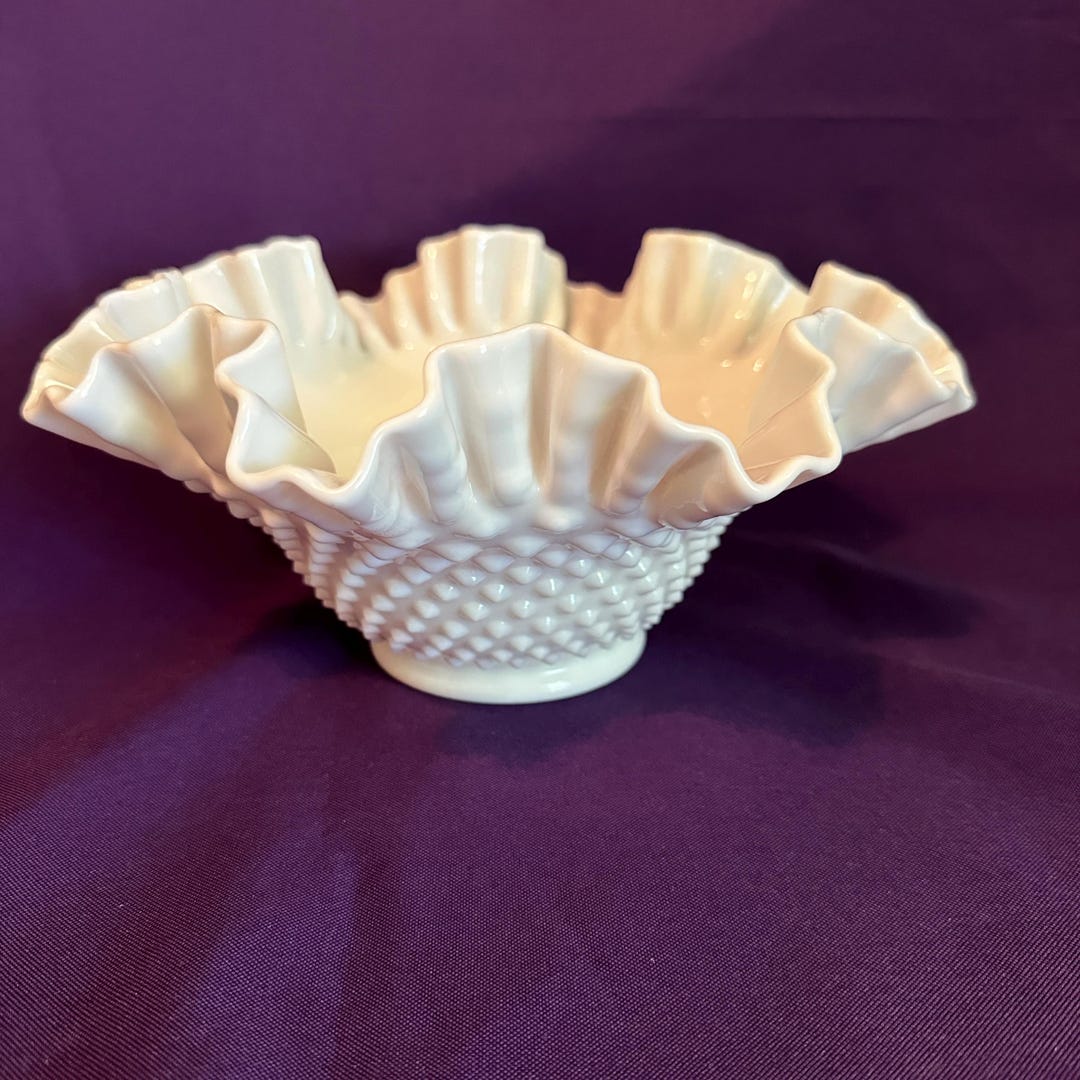 Vintage Ruffle Edge Hobnail Bowl Fenton? - Etsy
