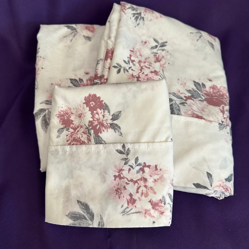 Cabbage Rose Pillow - Etsy