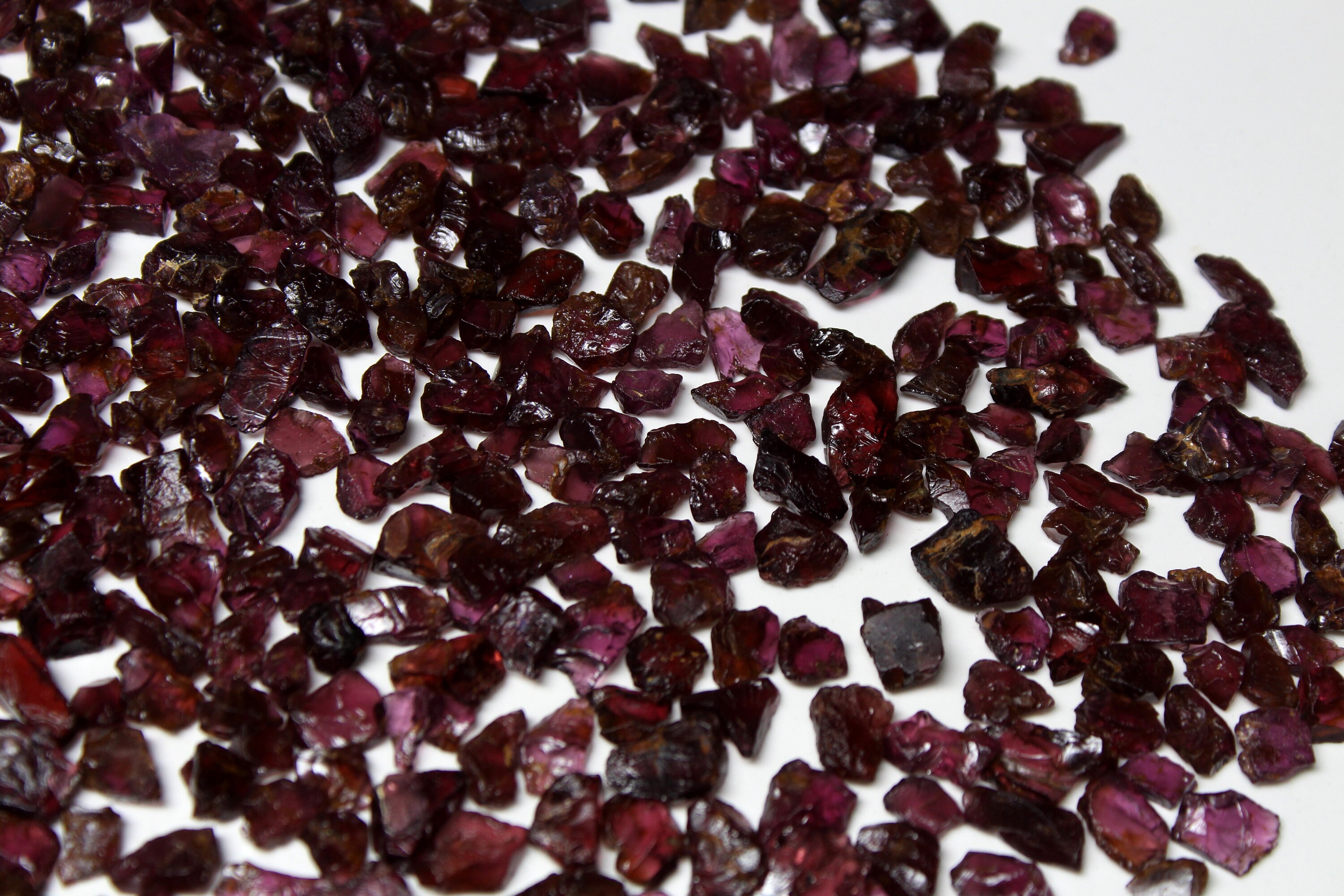 Natural RHODOLITE GARNET Raw Garnet Rough Lot Size 13x87x5 | Etsy