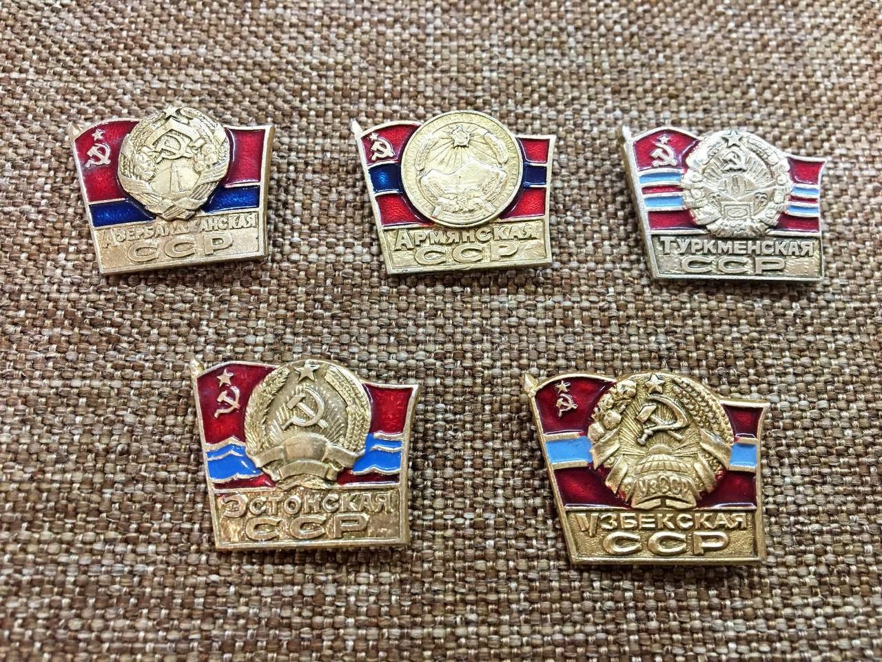 Set of 5 Unique Badges Each With Flag and Emblem of One of - Etsy