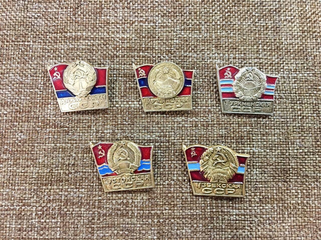 Set of 5 Unique Badges Each With Flag and Emblem of One of - Etsy