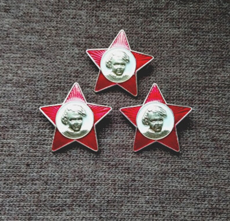 Set of 3 Pcs Vintage Soviet Pin Red Star Vintage Pin Young - Etsy