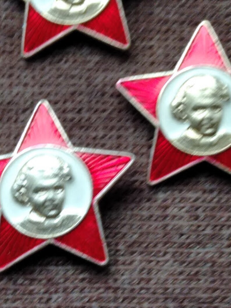 Set of 3 Pcs Vintage Soviet Pin Red Star Vintage Pin Young - Etsy