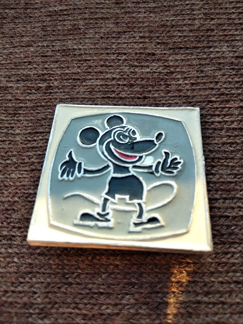 Set of 6 Badges Cartoons Soviet Cartoon Badges Soviet - Etsy