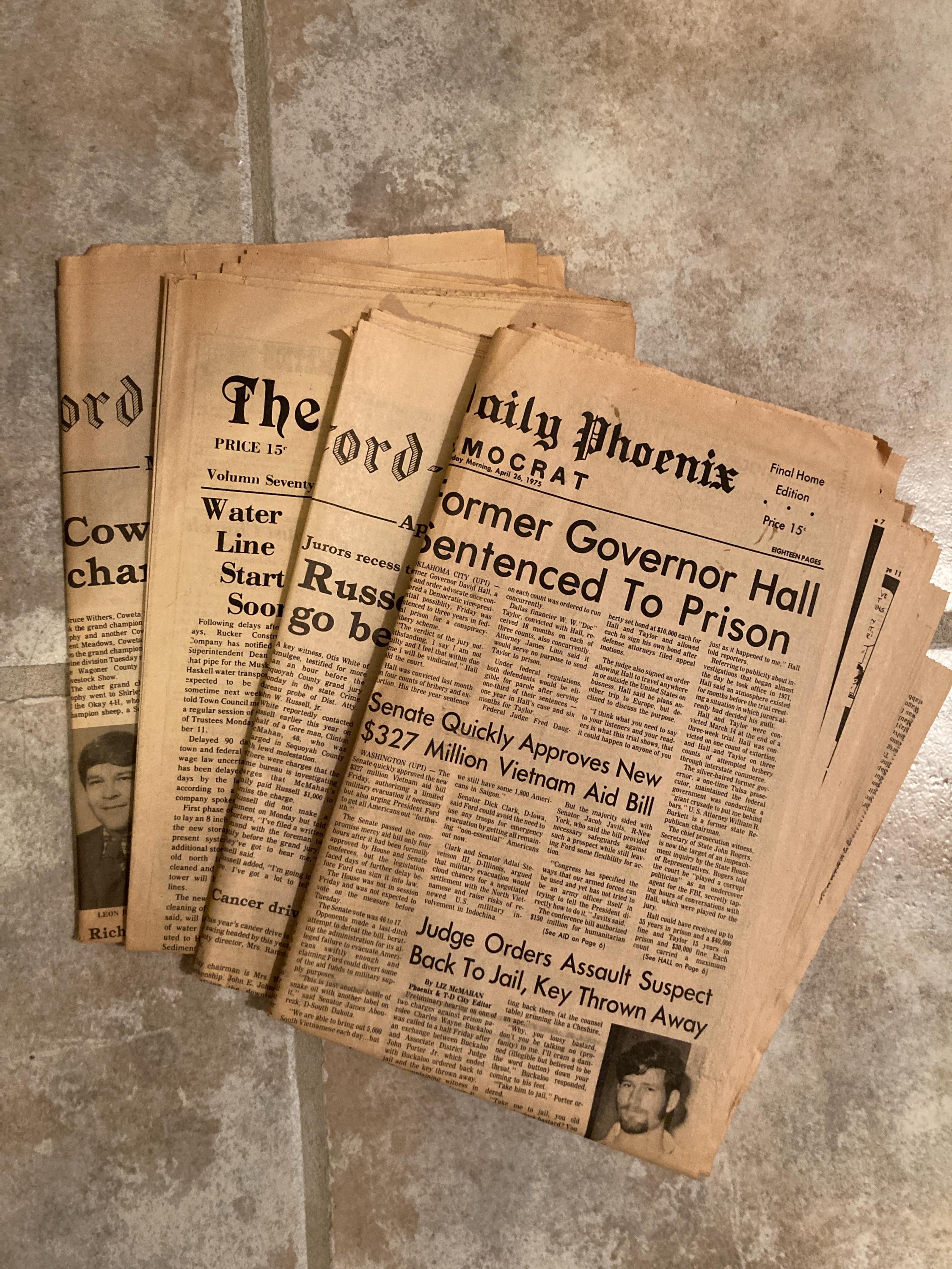 1 Lb Vintage 1970s Newspapers Lot - Aged Yellowed Newsprint for ...