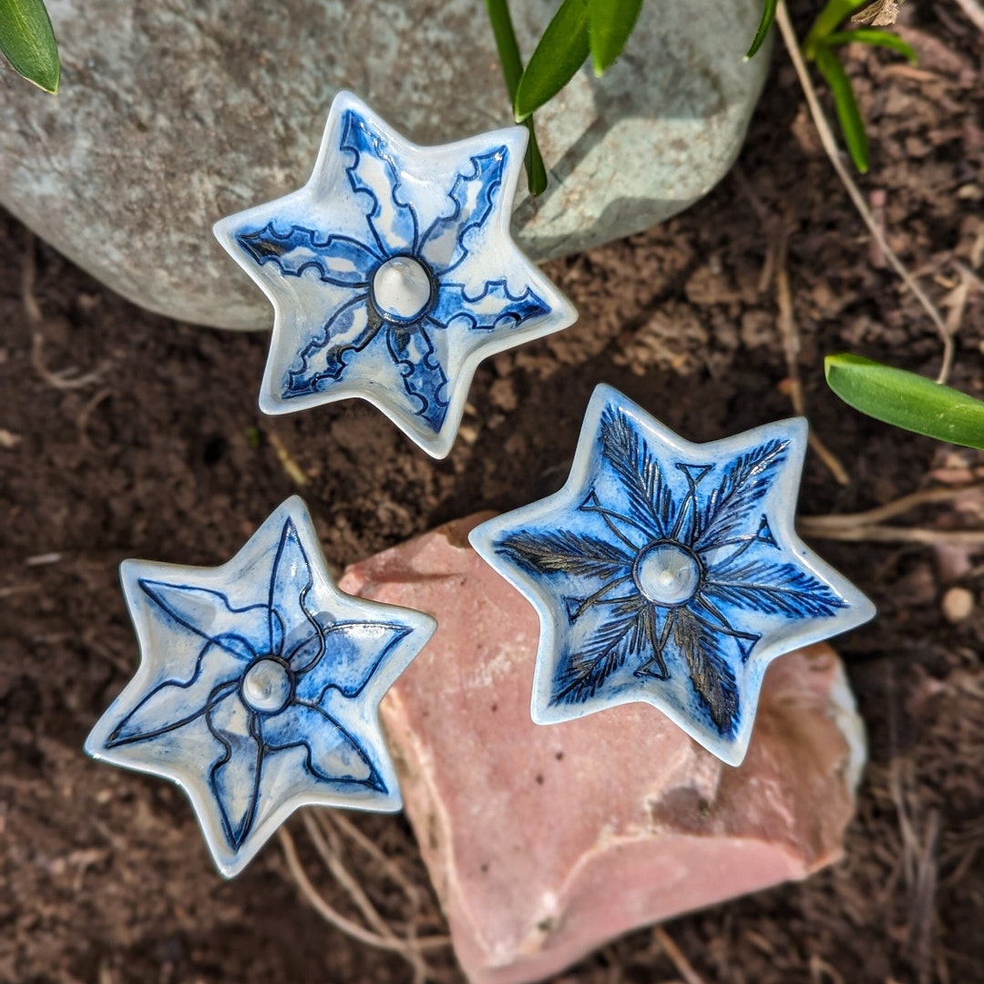 Bee Watering Station, 3 Flowers Pérovník - Etsy