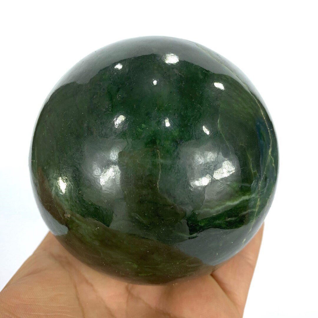 Best Quality Green Color Nephrite Jade Ball/sphere - Nephrite Jade ...