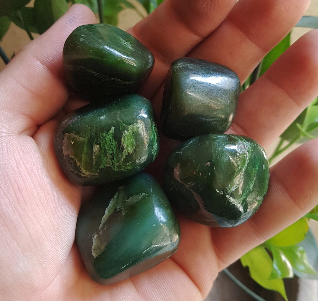 210 Grams Amazing Quality Green Color Nephrite Jade - Nephrite Jade ...