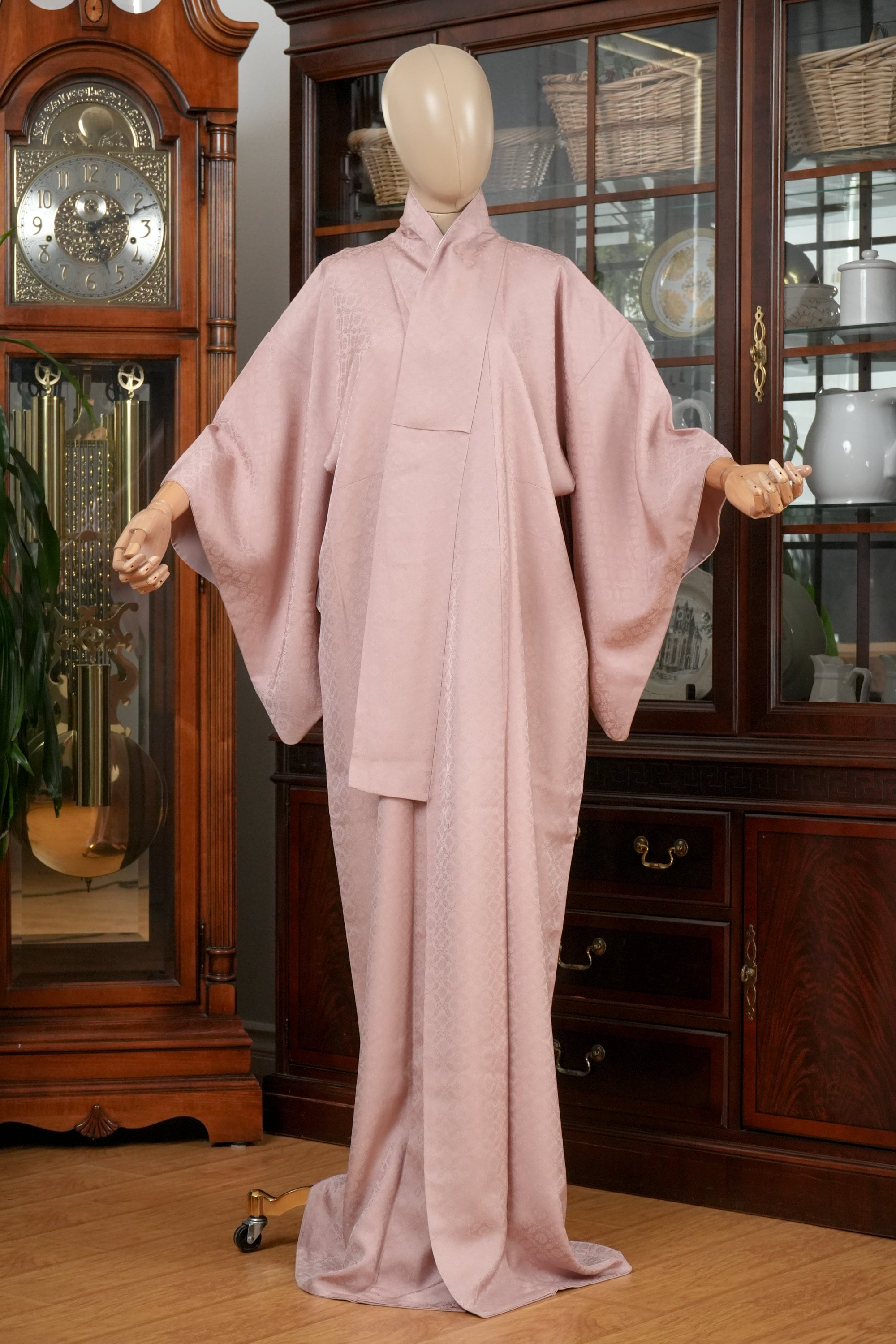 Iromuji Kimono
