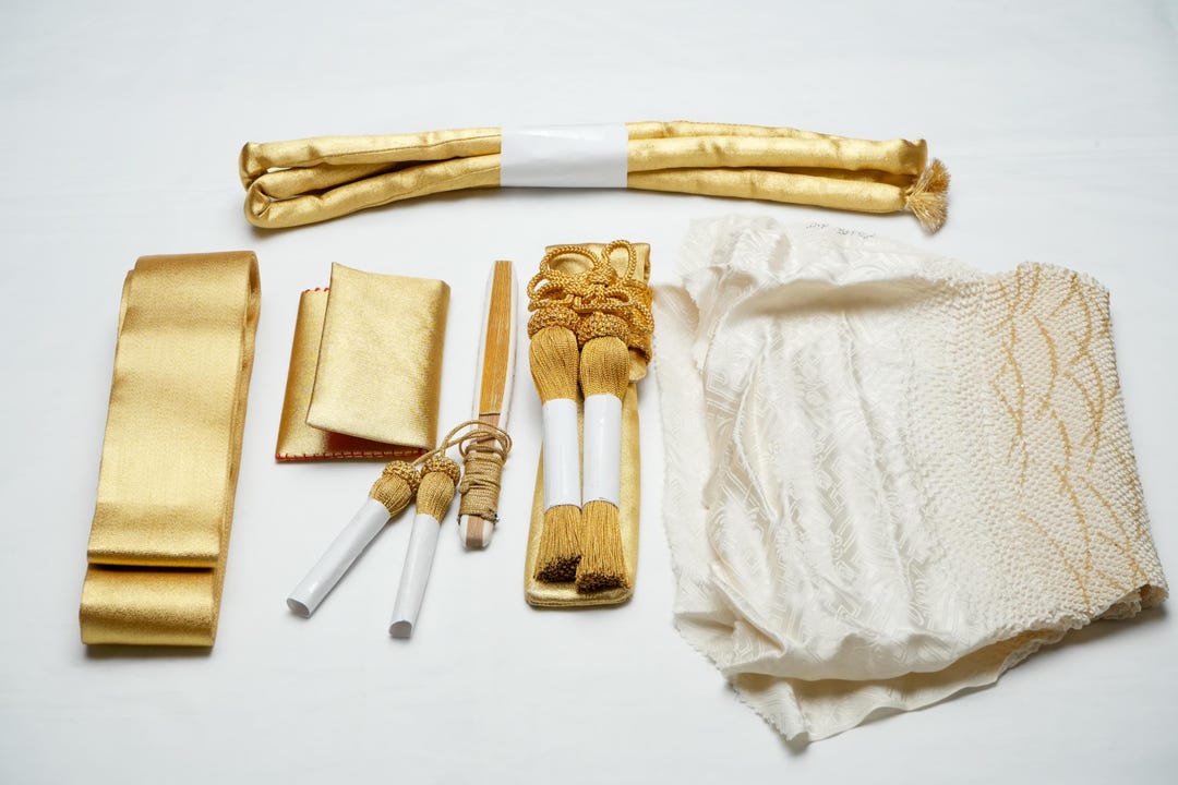 DEAR VANILLA Authentic Japanese Kimono Traditional Wedding Hakoseko Set ...