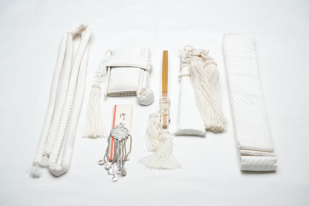 DEAR VANILLA Authentic Japanese Kimono Traditional Wedding Hakoseko Set ...