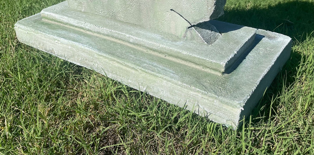 Medium or Large Tombstone Base - Etsy