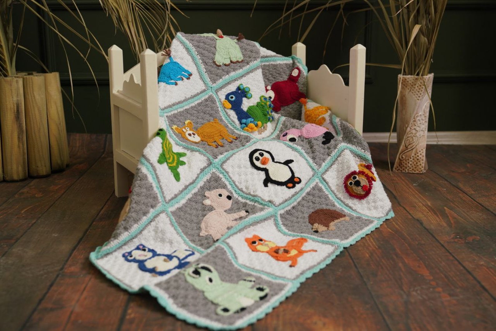 Knitted Animal Baby Blanket, Knit Animals Motif Blanket, Colorful Knit ...