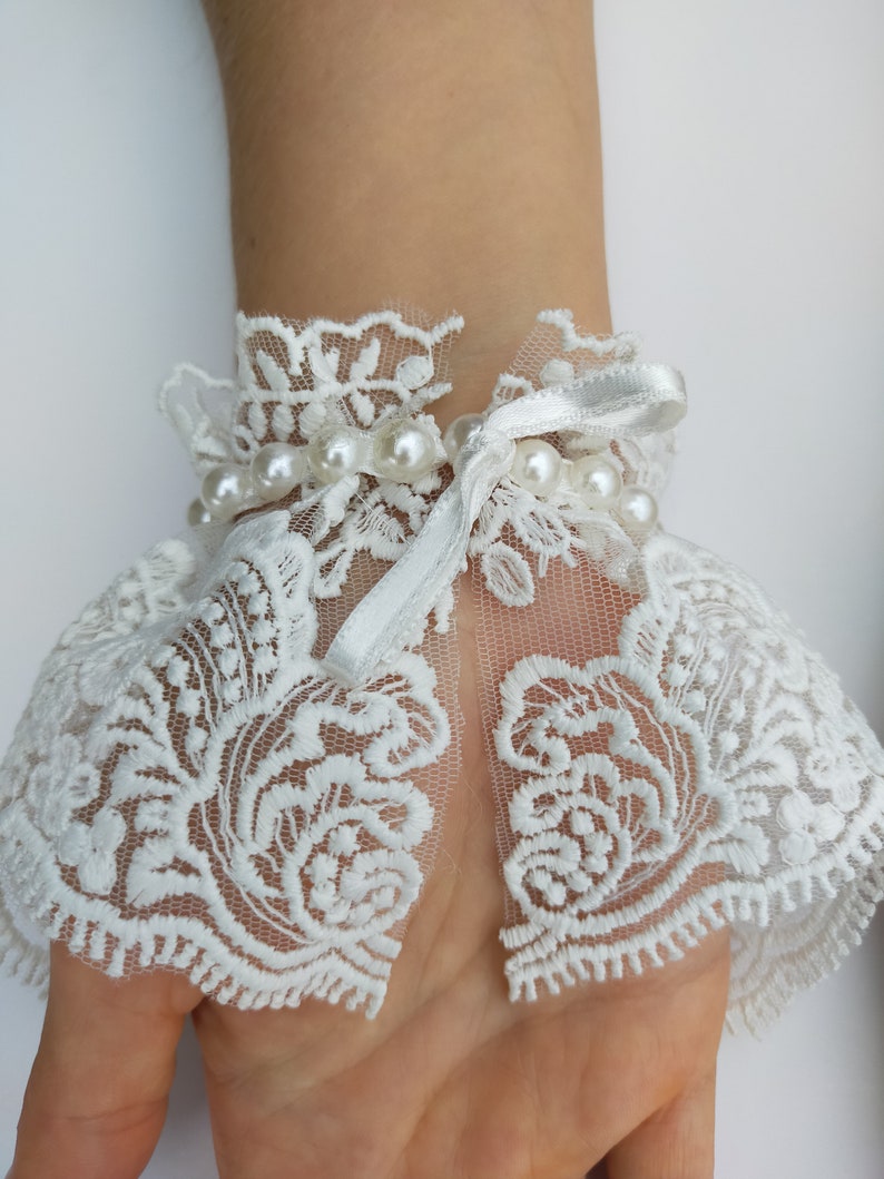 Ruffled Wrist Cuff, White Lace Gloves, Fingerless Gloves, Wedding ...