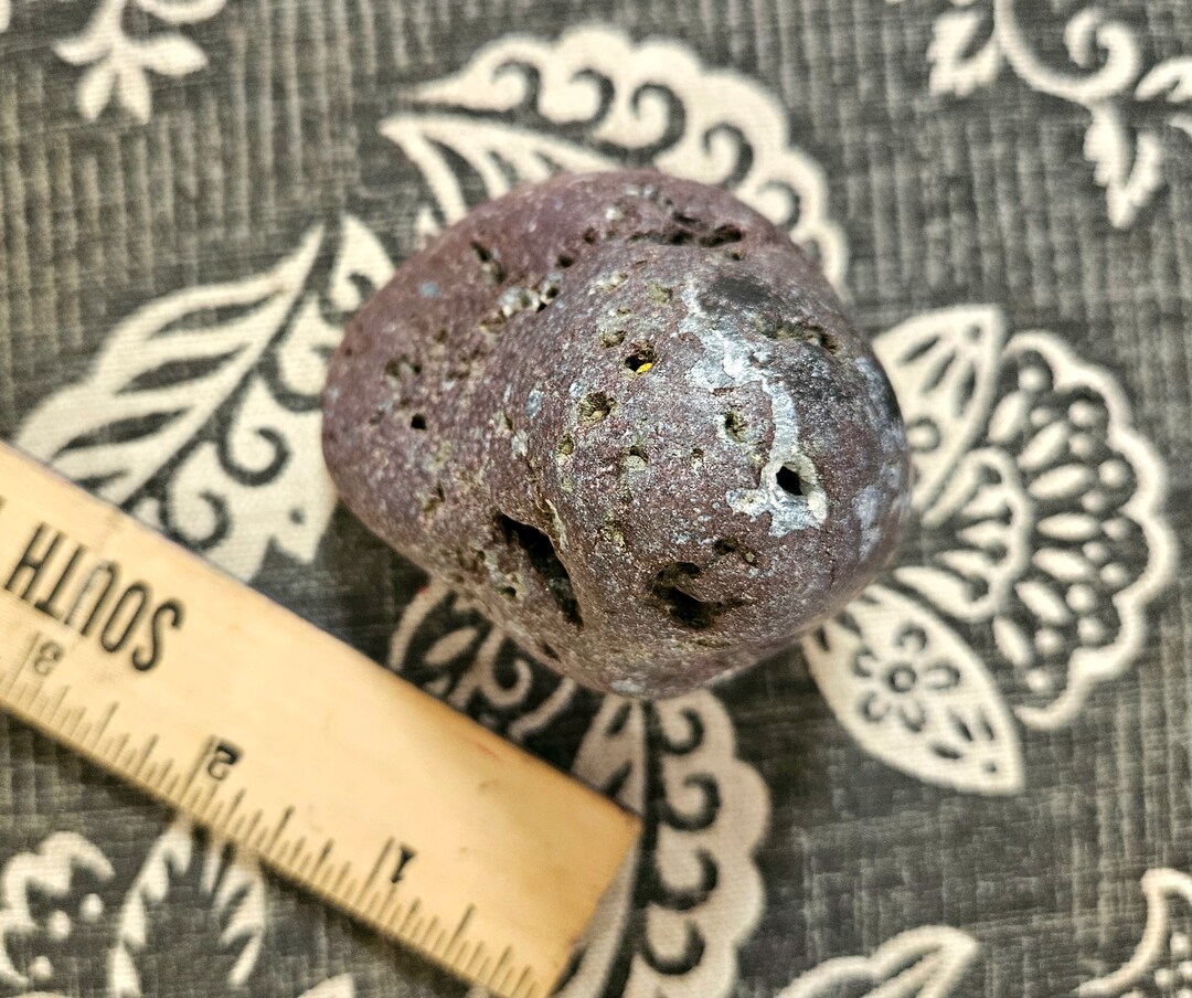 Raw Basalt & Quartz Mineral Specimen, Collection Piece - Etsy