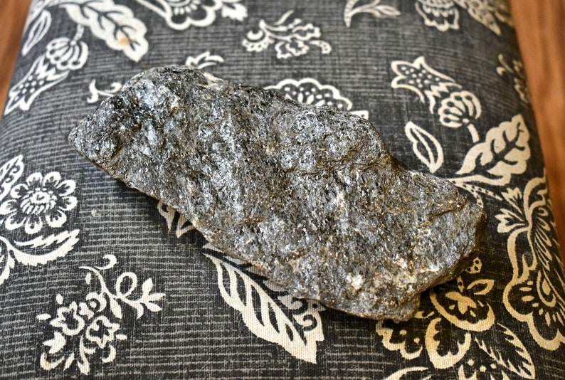 Raw Mix of Biotite Mica, Mica Schist, and Quartz // Collection Piece ...