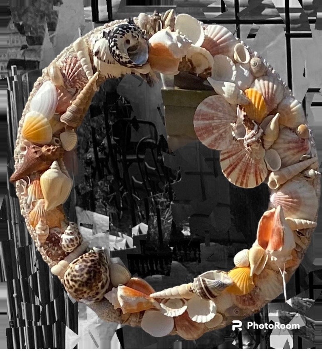 Round Mirror With Sea Shells, Mirror, Mirror With Assorted Sea Shells ...