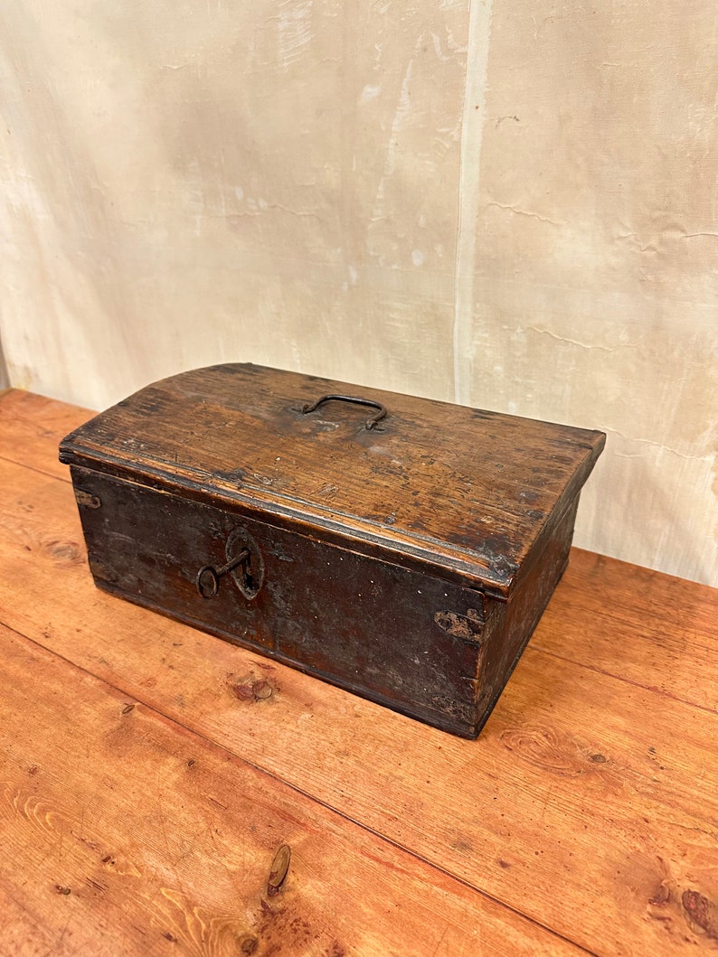 Rare Norwegian Trinket Box 1700s | Antique Nordic Pattern Chest | 18th ...
