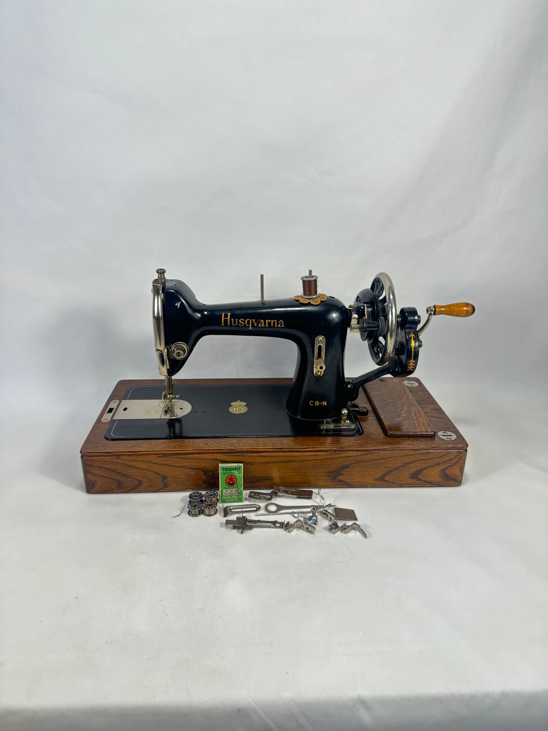 Vintage Husqvarna Hand Crank Sewing Machine With Extra Equipment ...