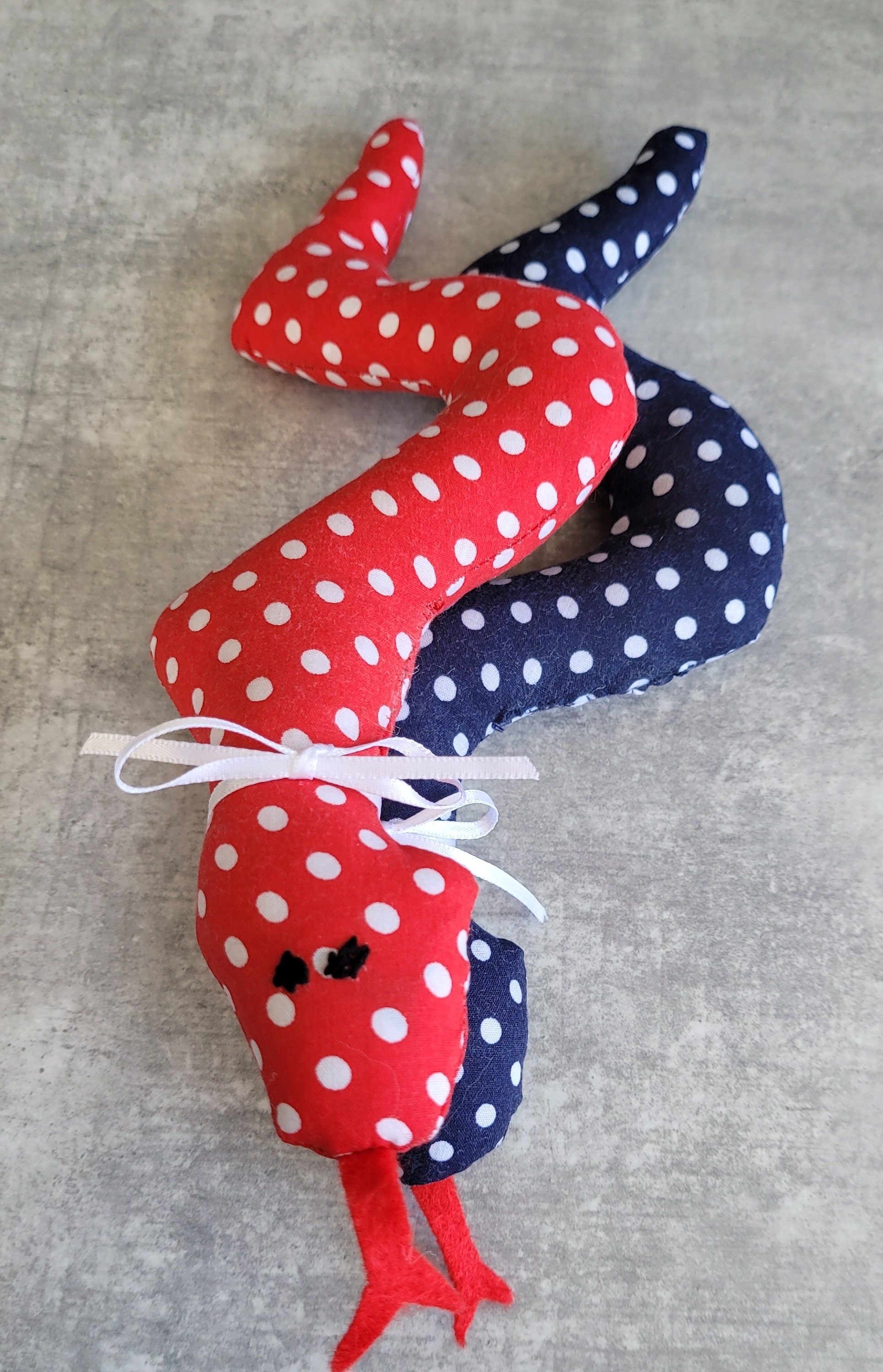 Catnip Snake Kicker Toy: Valerian & Silvervine Cat Gift - Etsy UK
