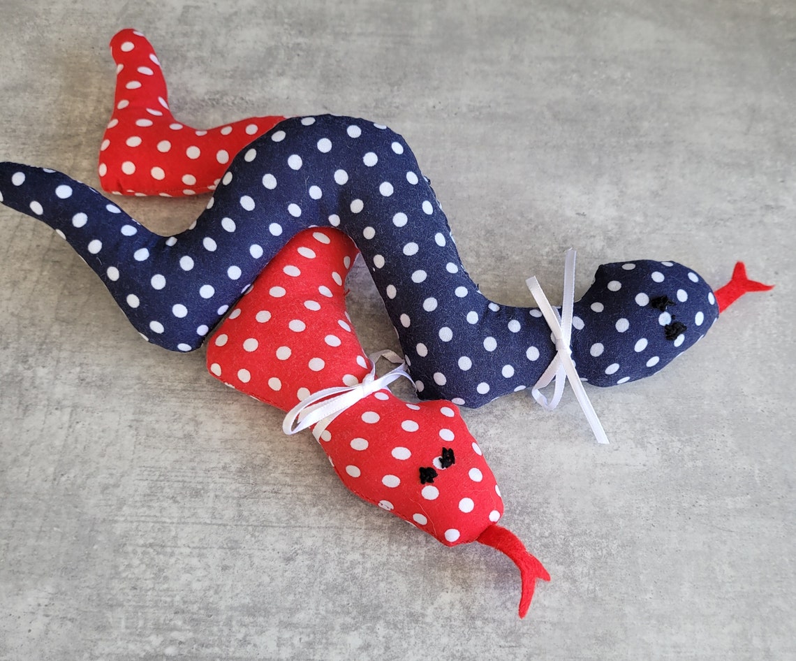 Catnip Snake Kicker Toy: Valerian & Silvervine Cat Gift - Etsy UK