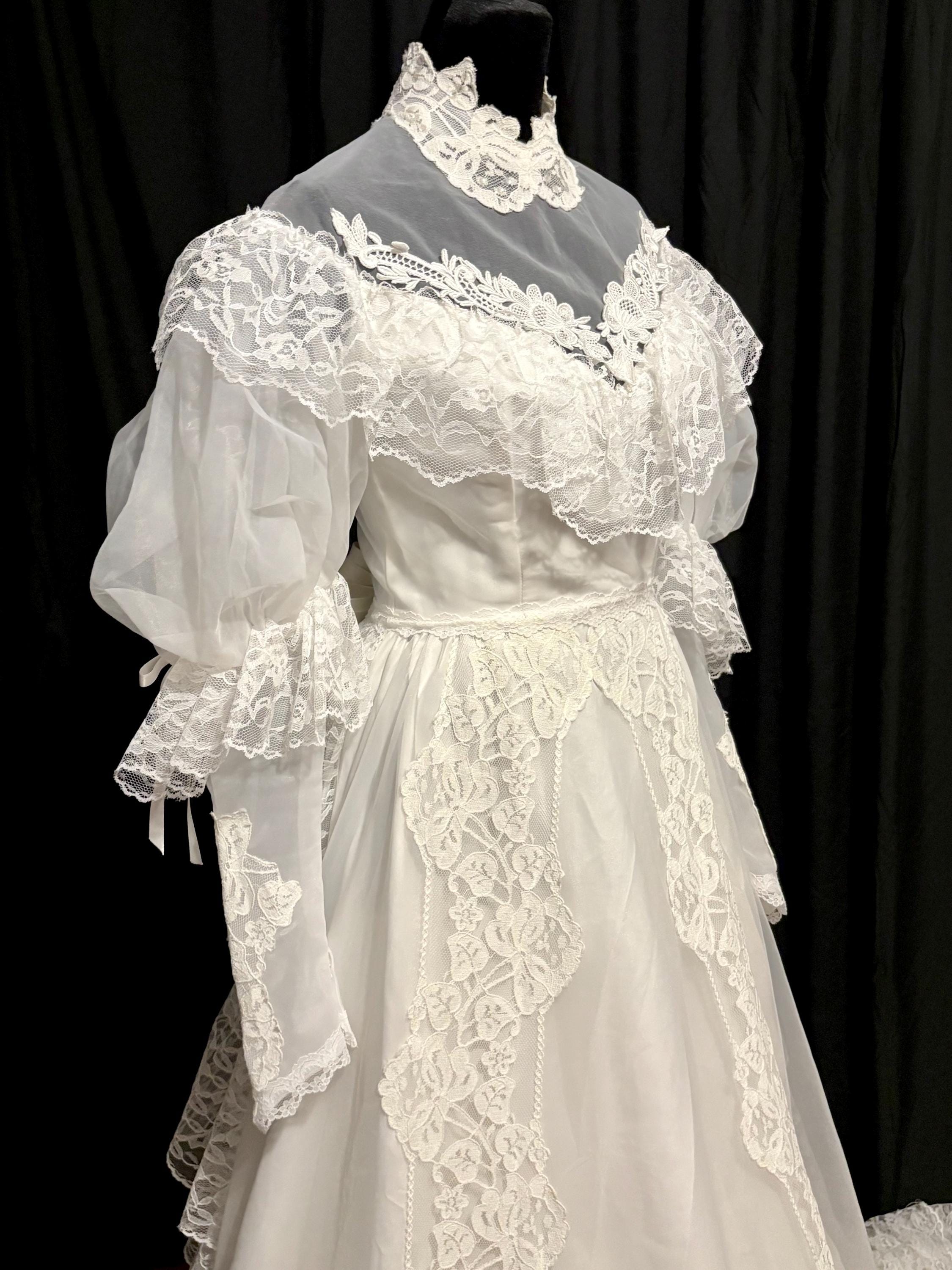 Vintage Alfred Angelo Wedding Dress: Tiered Lace Train, Bow Detail ...