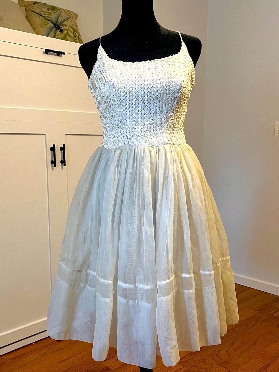 Gorgeous Ivory Sequins Vintage Cocktail Dress for Prom/parties: Tiny ...