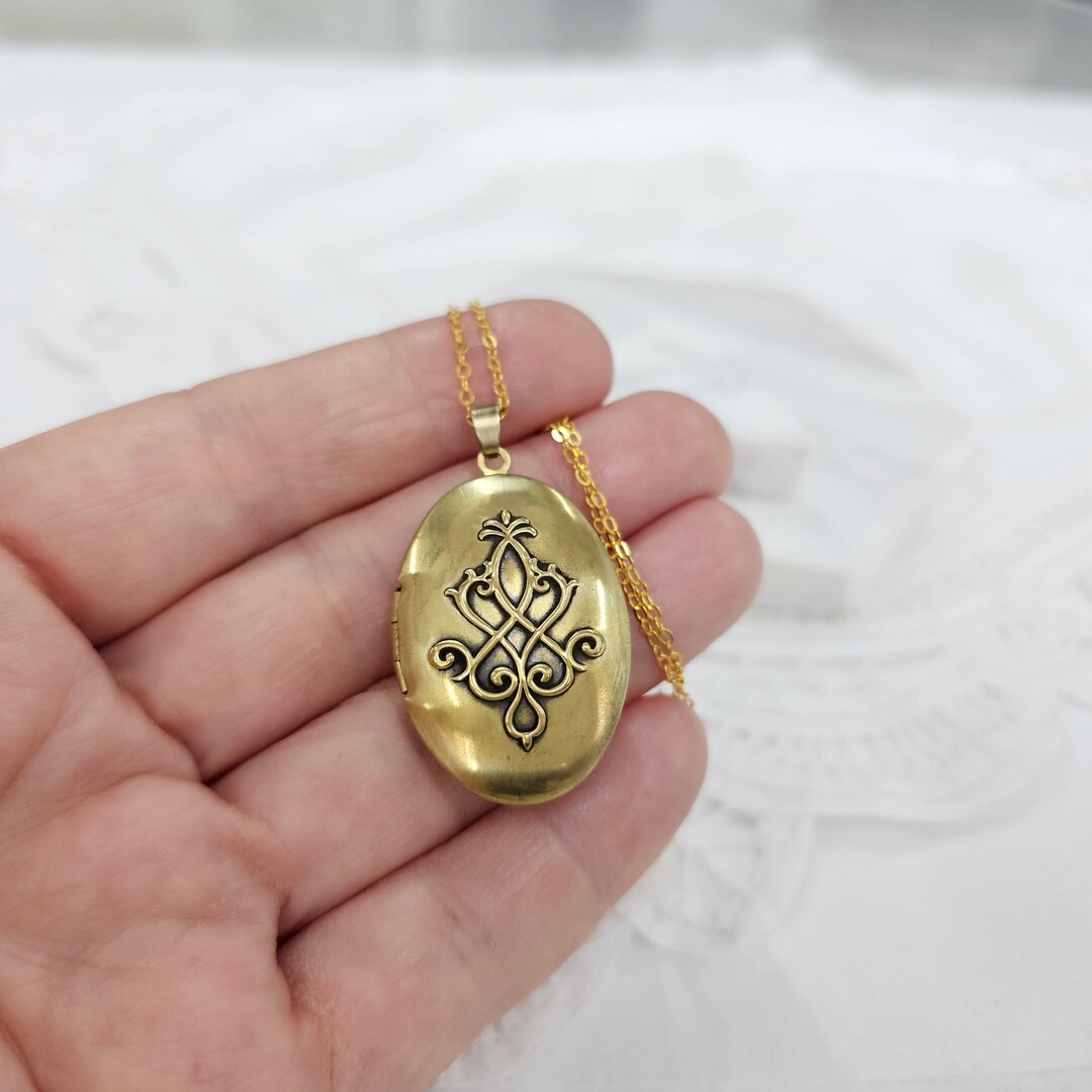 Flower Monogram Locket Personalized Large Photo Locket - Etsy